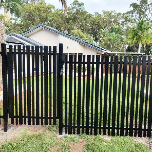 Batten Fence – Platinum Ocean International