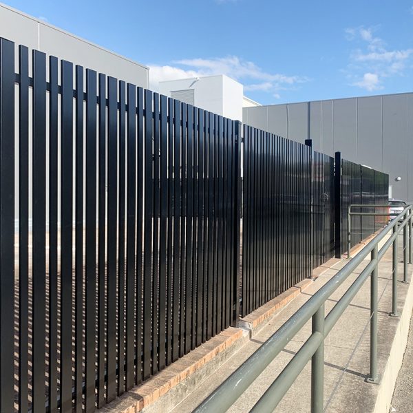 Batten Fence – Platinum Ocean International