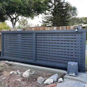 Slat Sliding Gate Kit – Heriton Fence