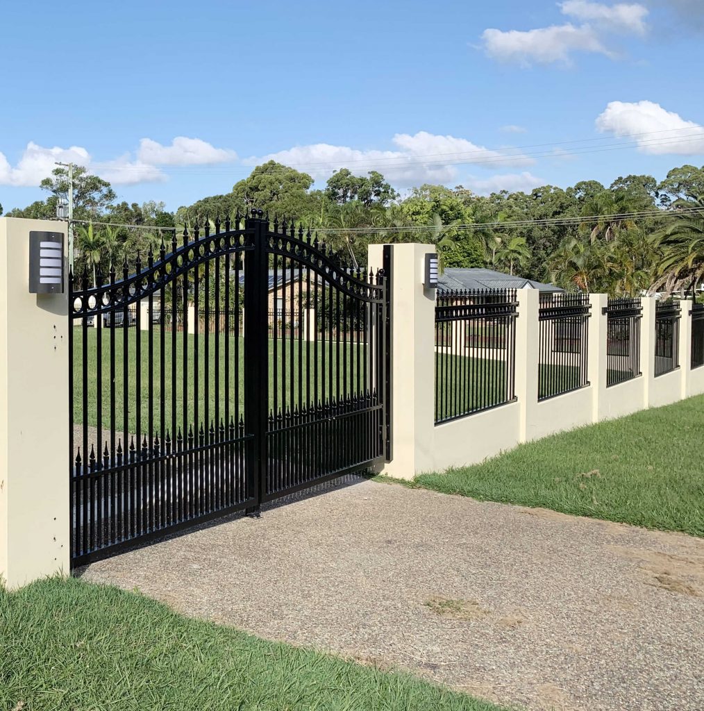 Spear & Ring Top Fence – Platinum Ocean International