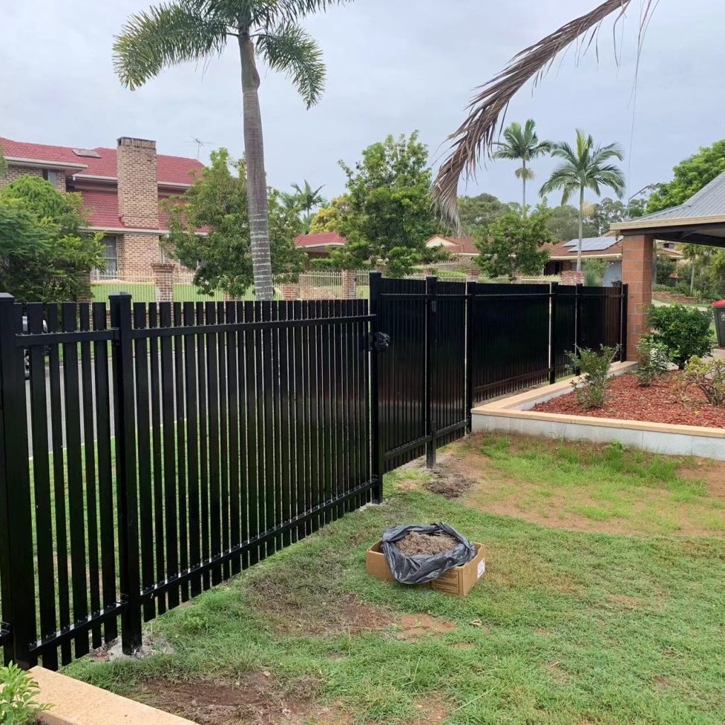 Batten Fence – Platinum Ocean International