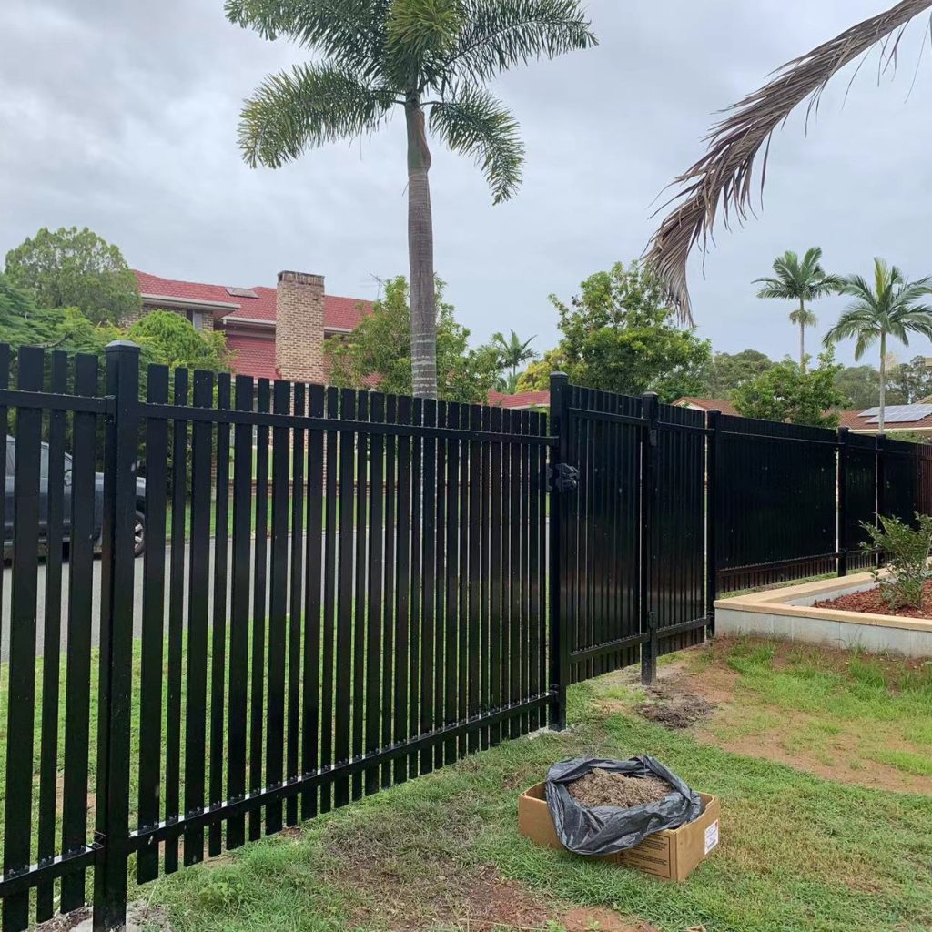 Batten Fence – Platinum Ocean International