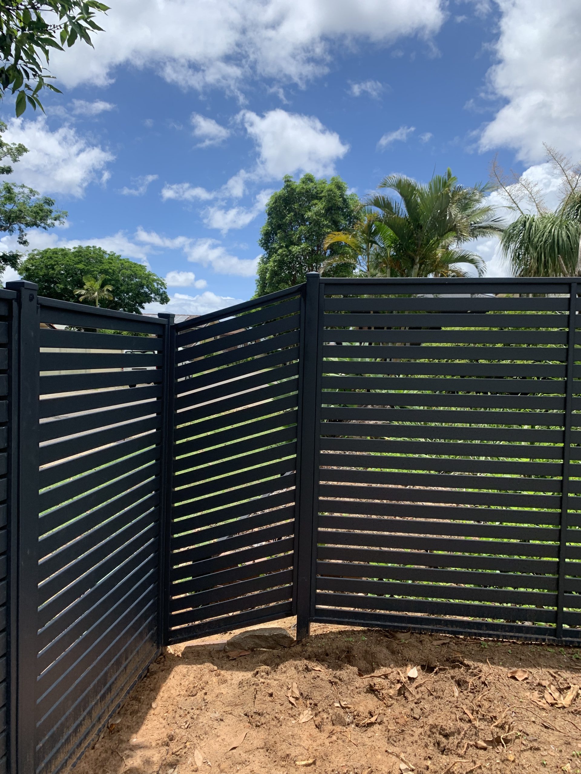Slat Fence – Platinum Ocean International