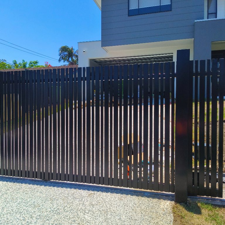 Vertical Batten Sliding Gate Kit – Platinum Ocean International